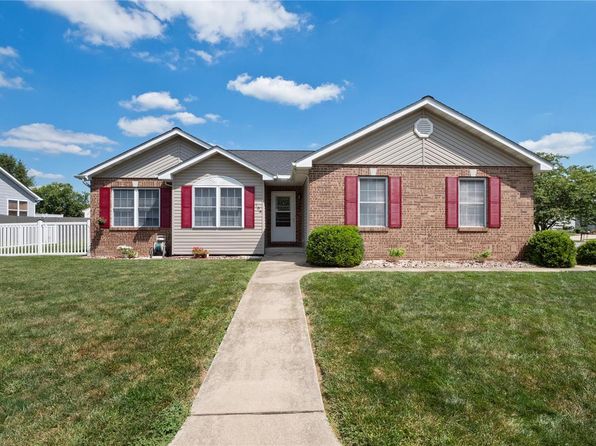 Saint Jacob Real Estate - Saint Jacob IL Homes For Sale | Zillow