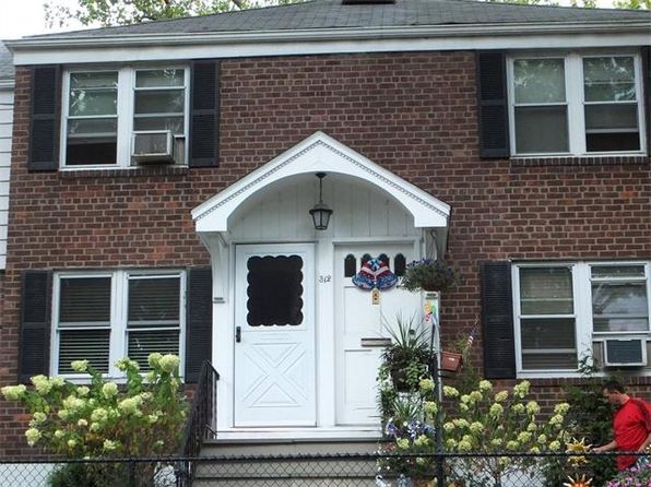 Rye Real Estate - Rye NY Homes For Sale | Zillow