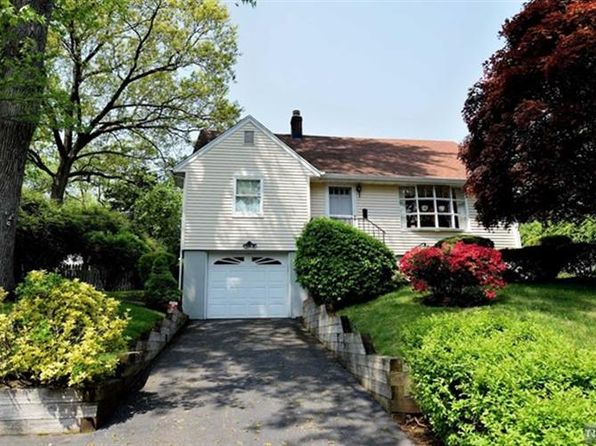Cresskill Real Estate - Cresskill NJ Homes For Sale | Zillow