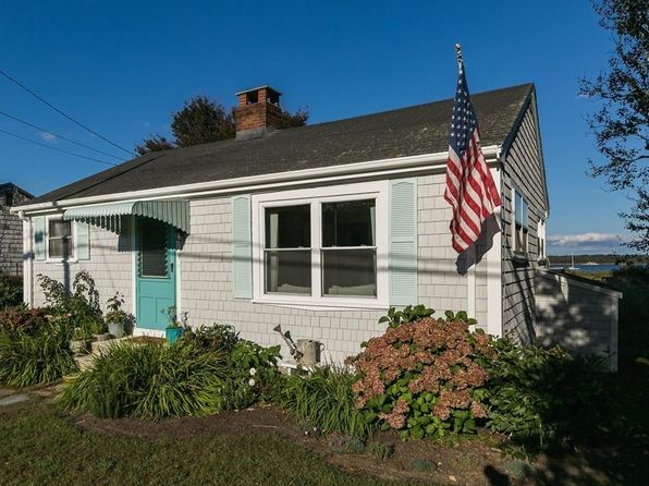 Fairhaven Ma Waterfront Homes For Sale 11 Homes Zillow