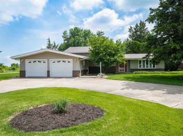 Canton Real Estate - Canton IL Homes For Sale | Zillow