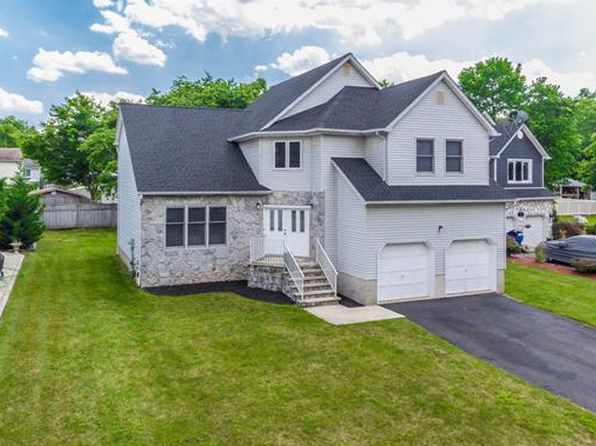 Colonia Real Estate - Colonia NJ Homes For Sale | Zillow