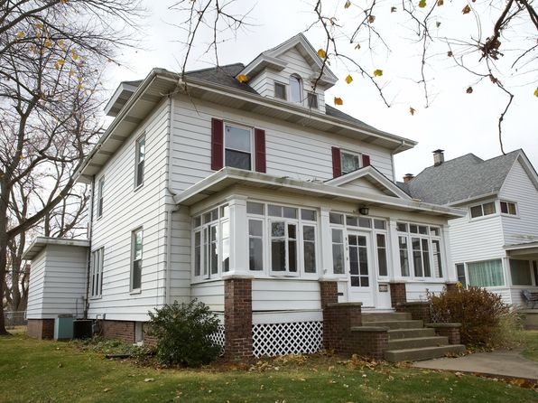 Clinton Real Estate - Clinton IL Homes For Sale | Zillow