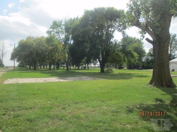 Britt Real Estate - Britt IA Homes For Sale | Zillow