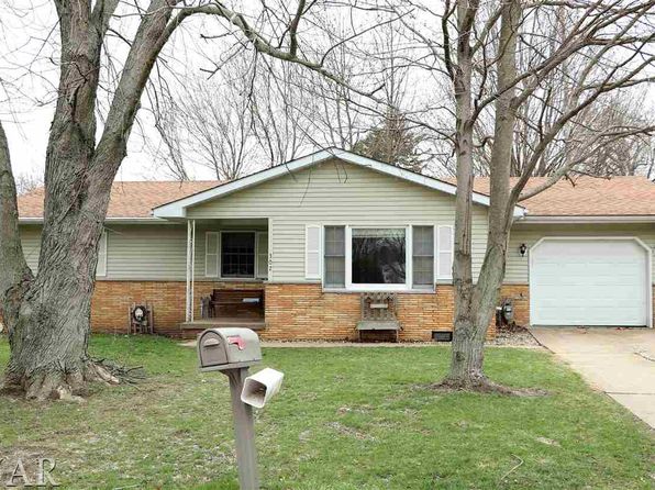 Clinton Real Estate - Clinton IL Homes For Sale | Zillow