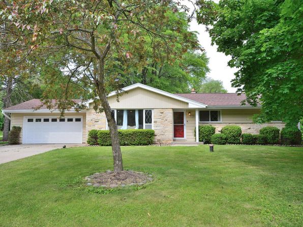 53005 Real Estate - 53005 Homes For Sale | Zillow