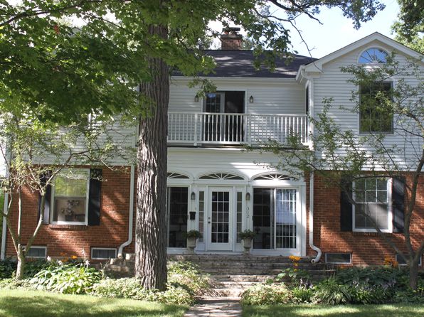 Lake Bluff Real Estate - Lake Bluff IL Homes For Sale | Zillow