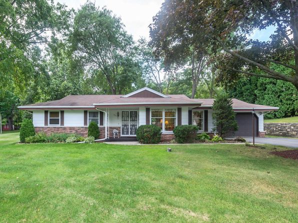 53005 Real Estate - 53005 Homes For Sale | Zillow