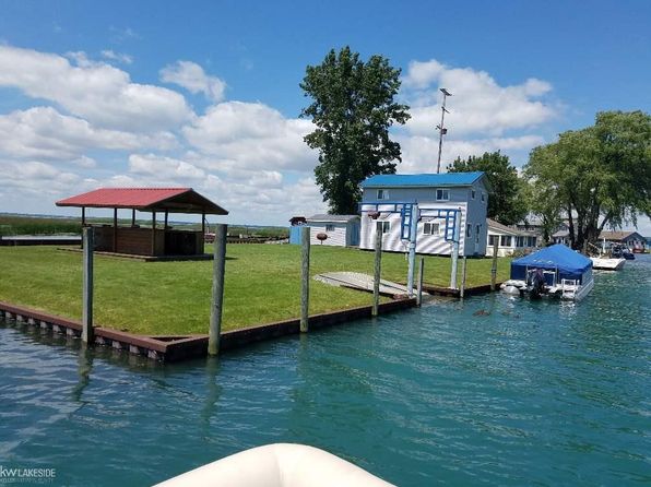 Algonac MI Waterfront Homes For Sale - 43 Homes | Zillow