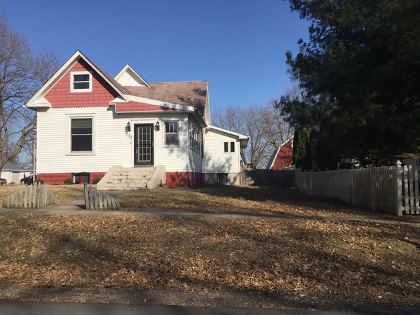 Lone Tree Real Estate - Lone Tree IA Homes For Sale | Zillow