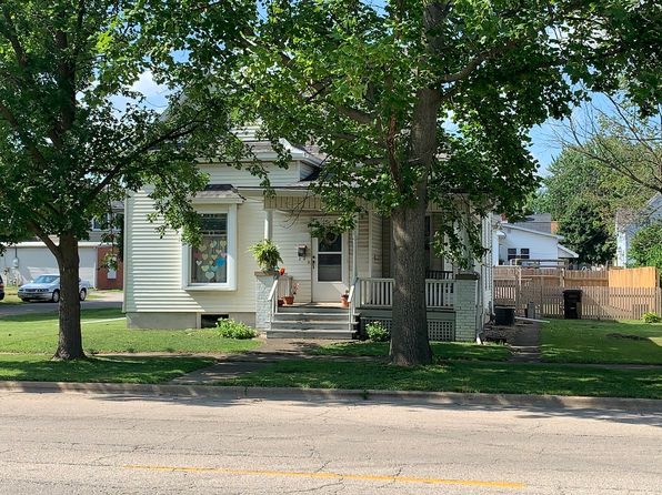 Clinton Real Estate - Clinton IL Homes For Sale | Zillow