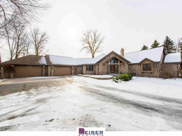 200 Green Wing Dr, Winneconne, WI 54986 | Zillow