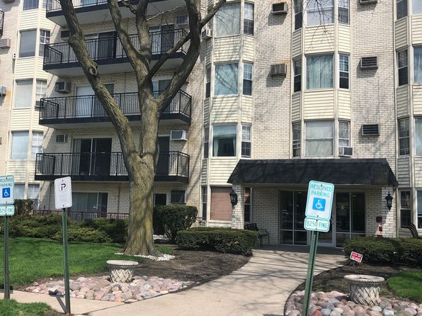 Morton Grove IL Condos & Apartments For Sale - 22 Listings | Zillow