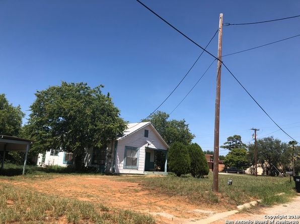 Pearsall Real Estate - Pearsall TX Homes For Sale | Zillow