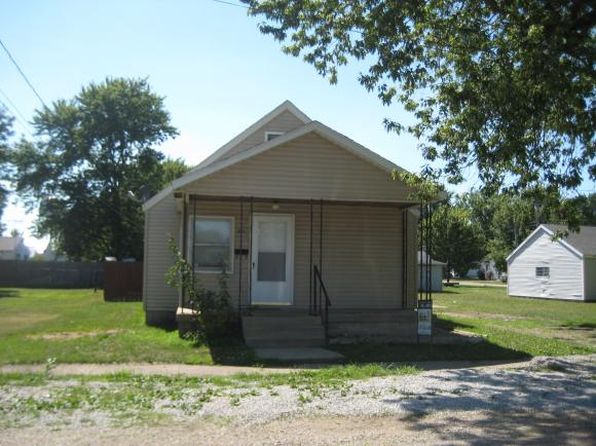 Sullivan Real Estate - Sullivan IL Homes For Sale | Zillow