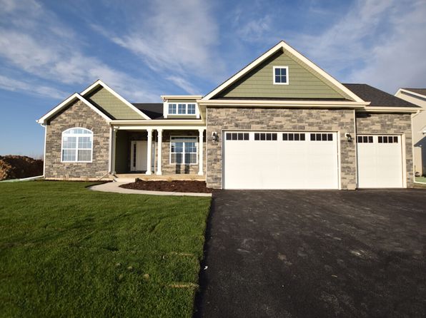 Bettendorf Real Estate - Bettendorf IA Homes For Sale | Zillow