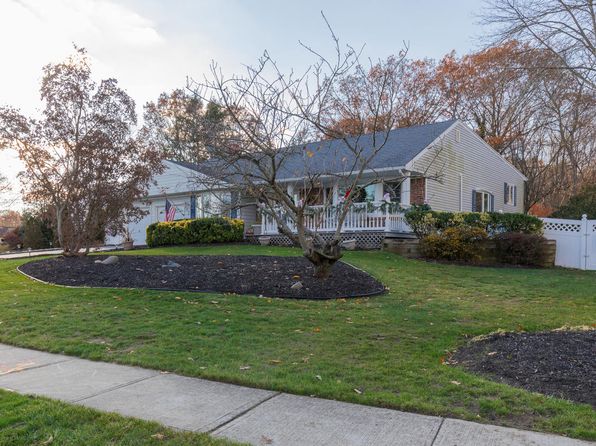 11787 Real Estate - 11787 Homes For Sale | Zillow