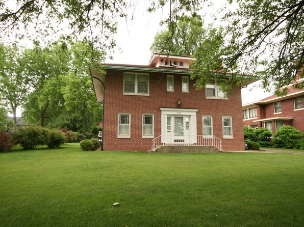 3 Millikin Pl, Decatur, IL 62522 | MLS #6173877 | Zillow