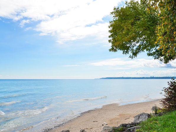 Fox Point Real Estate - Fox Point WI Homes For Sale | Zillow