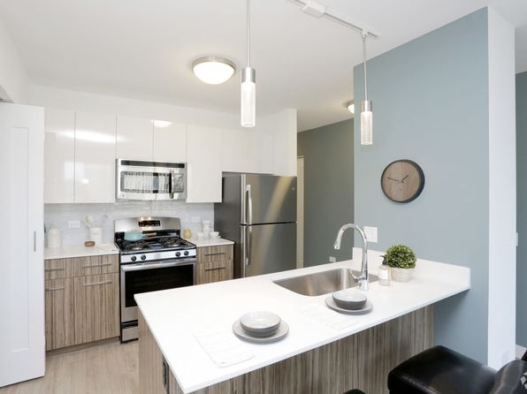 Apartments For Rent in River North Chicago | Zillow