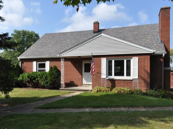 53005 Real Estate - 53005 Homes For Sale | Zillow