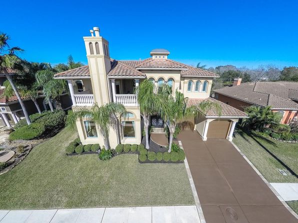 546 Villa Dr, Seabrook, TX 77586 | Zillow