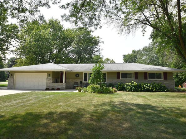 53005 Real Estate - 53005 Homes For Sale | Zillow