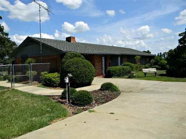 Best Places to Live in Hughes Springs, Texas