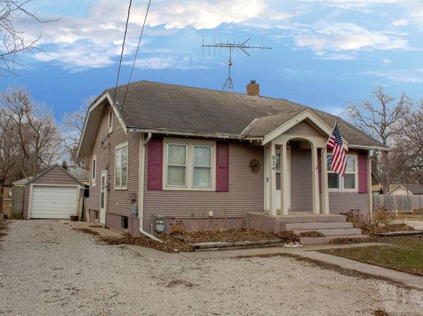 Hampton Real Estate - Hampton IA Homes For Sale | Zillow