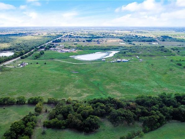 Oak Ridge Real Estate - Oak Ridge TX Homes For Sale | Zillow