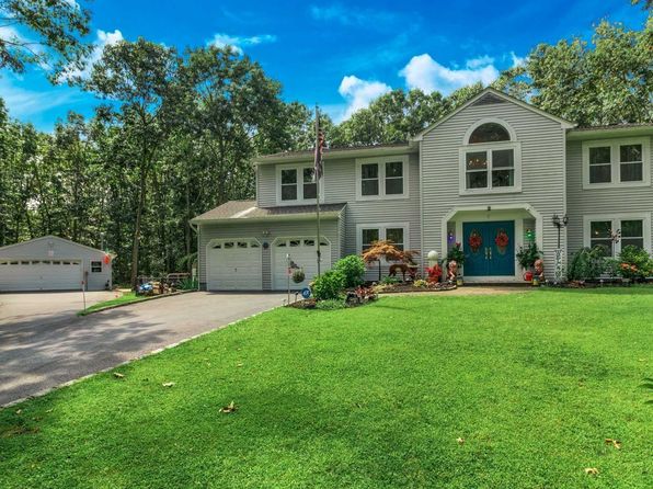 Manorville Real Estate - Manorville NY Homes For Sale | Zillow