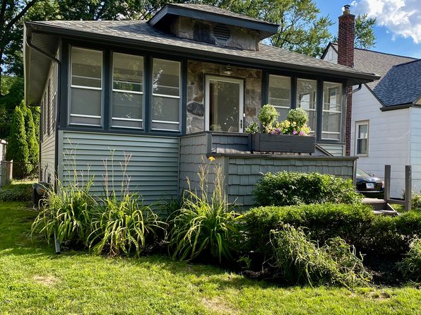 Pleasant Ridge Real Estate - Pleasant Ridge MI Homes For Sale | Zillow