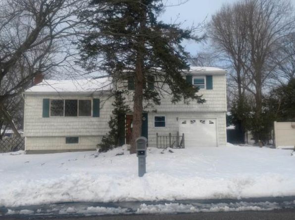 Centereach Real Estate - Centereach NY Homes For Sale | Zillow