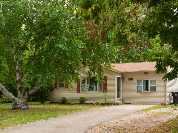 Best Places to Live in St. Joseph, Illinois