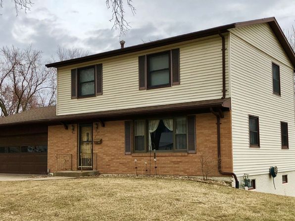 Dubuque Real Estate - Dubuque IA Homes For Sale | Zillow