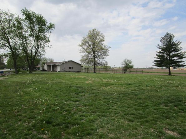 Flora Real Estate - Flora IL Homes For Sale | Zillow