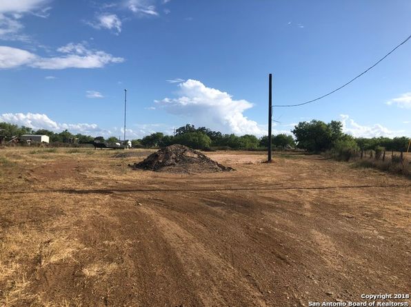 Pearsall Real Estate - Pearsall TX Homes For Sale | Zillow
