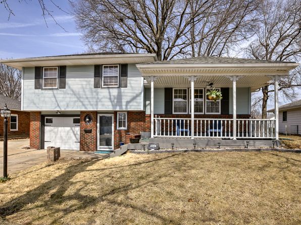 64055 Real Estate - 64055 Homes For Sale | Zillow