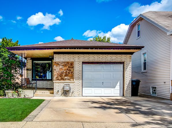 Ranch Style House - Chicago Real Estate - 237 Homes For Sale | Zillow