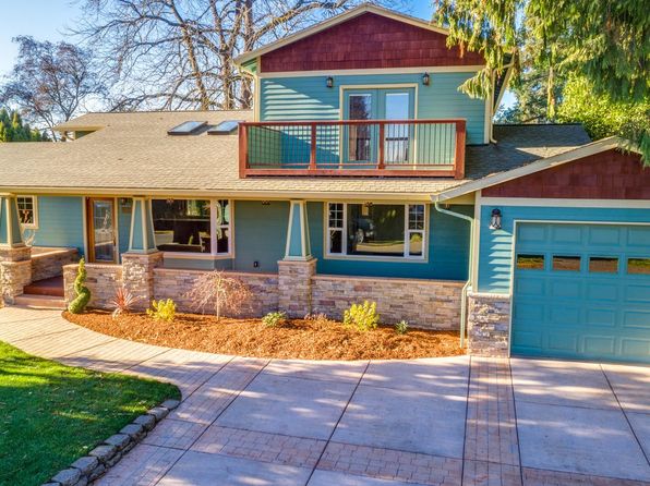 Best Places to Live in Aurora, Oregon