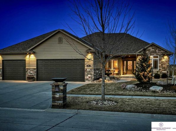 Waterloo Real Estate - Waterloo NE Homes For Sale | Zillow