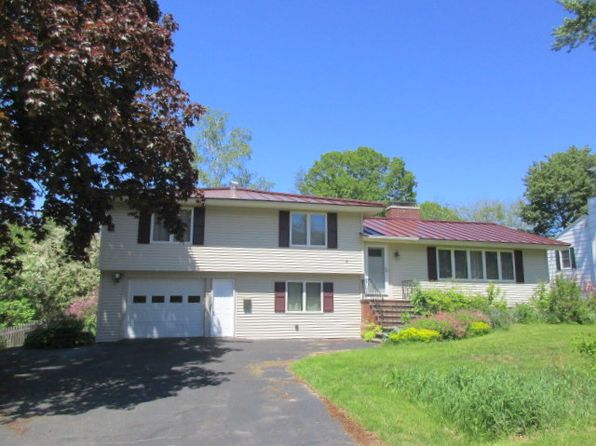Waterville Real Estate - Waterville ME Homes For Sale | Zillow