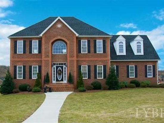 1532 Somerset Dr, Forest, VA 24551