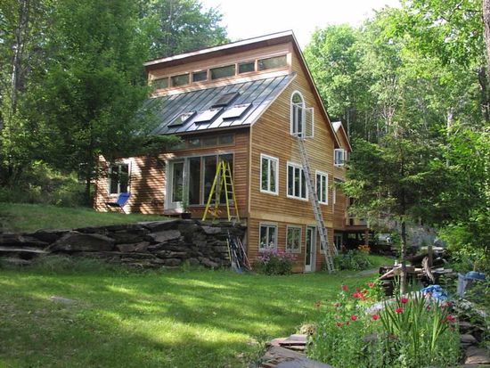 991 Adamant Rd, Adamant, VT 05640