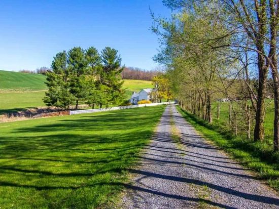 2713 Mountain Valley Rd, Keezletown, VA 22832