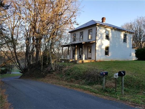 30 Church St, Cartersville, VA 23027