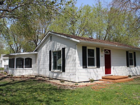 300 E Kavanaugh St, Summerfield, IL 62289 | Zillow
