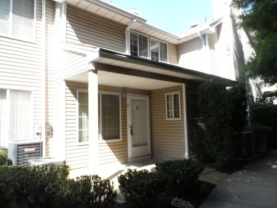 3 Pendleton Ct, Bedminster, NJ 07921