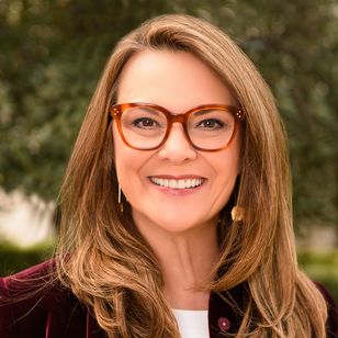 Carol Huston - Real Estate Agent in North Hollywood, CA - Reviews | Zillow