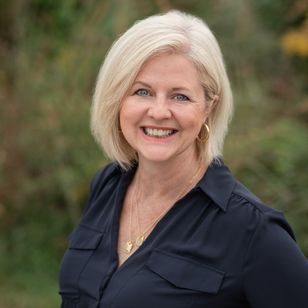 Angela Lockett - Real Estate Agent in Cottleville, MO - Reviews | Zillow